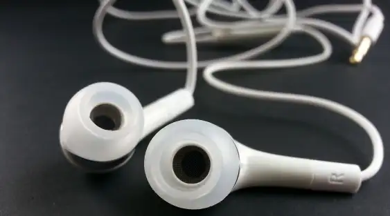 Wired Headphone Test System - Sound and Vibration Measurement & Testing ...